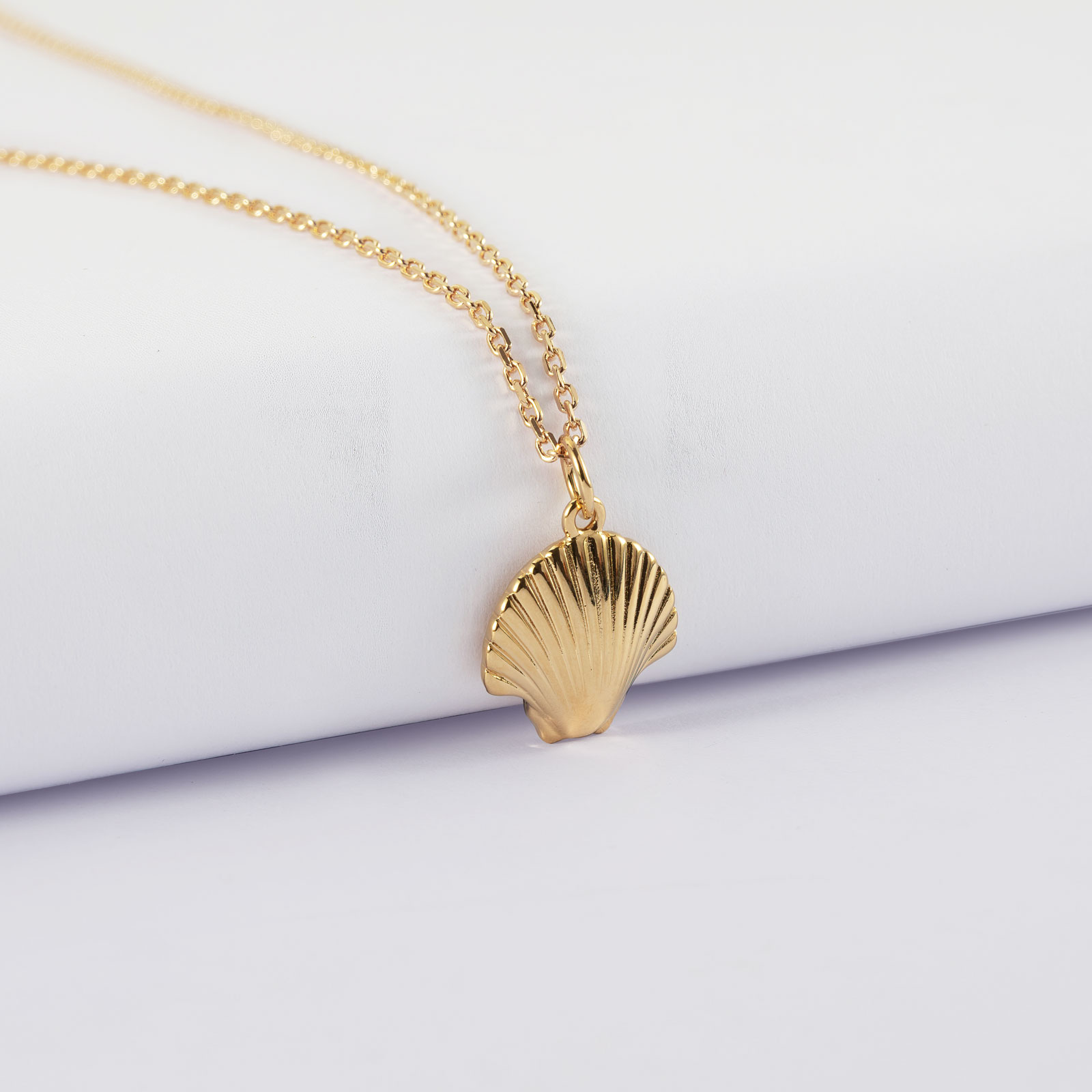 Pendentif plaqué or coquillage coque 13 mm | HappyBulle