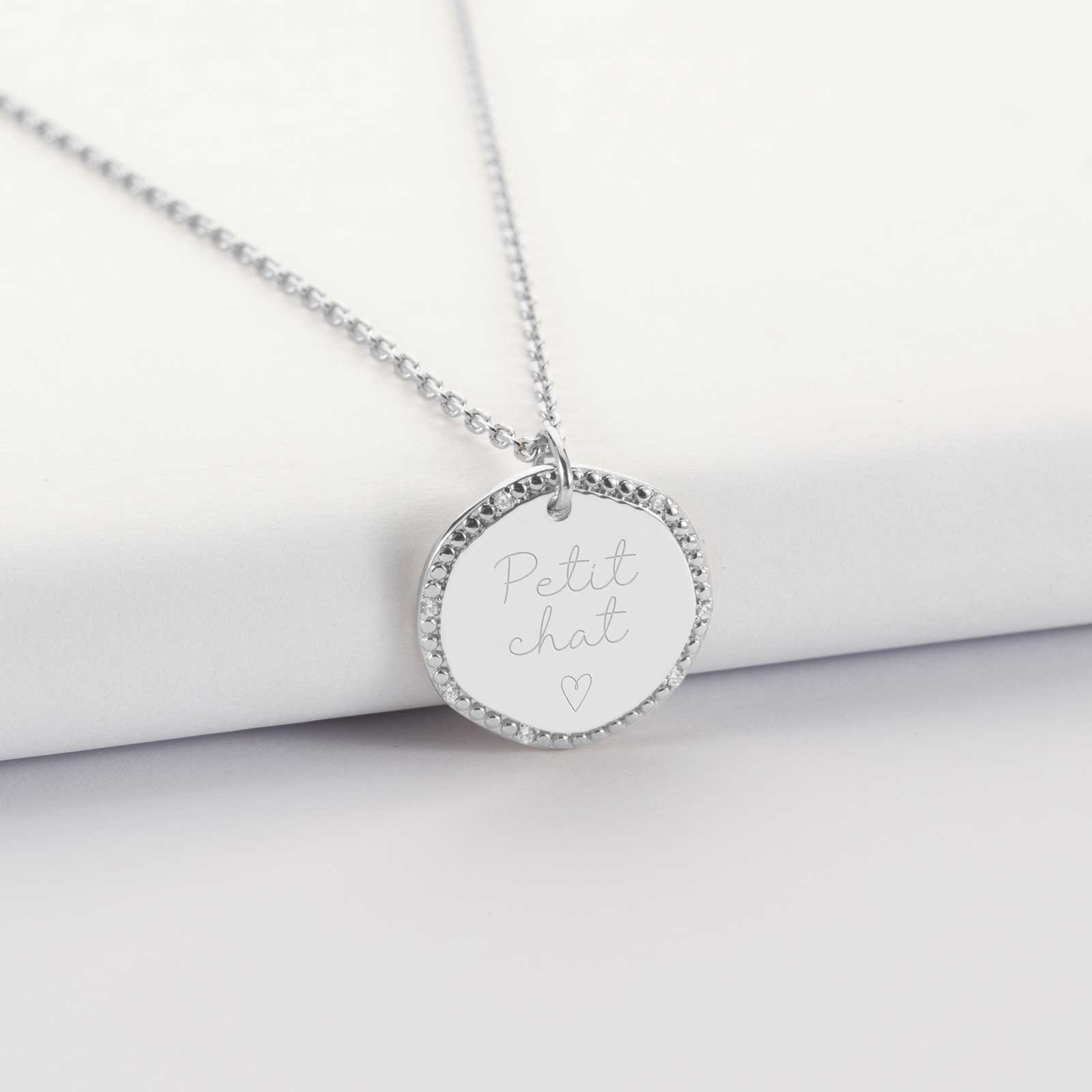 Pendentif enfant argent personnalisé médaille gravée contour ...